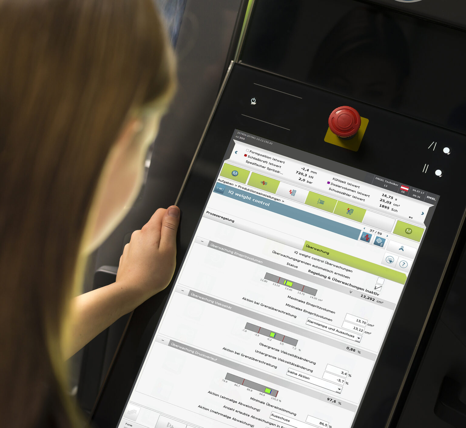 Plas & Pack June 2023 Injection Moulding Production Optimization with ...